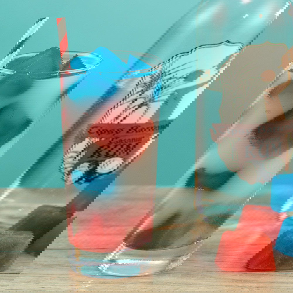 Piña Coladas For The Island In You