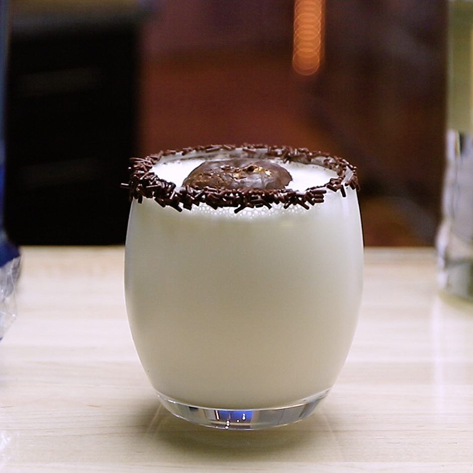 Glazed Donut Cocktail Cocktail Recipe