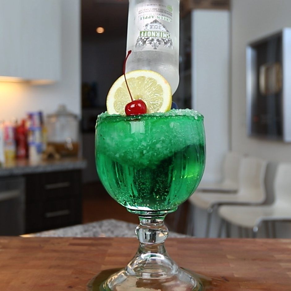 Green Apple Fuzz Cocktail Recipe
