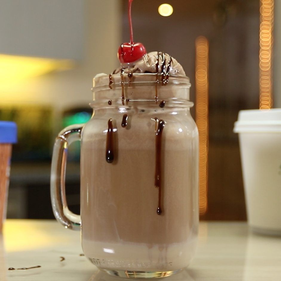 Irish Cream Float Cocktail Recipe