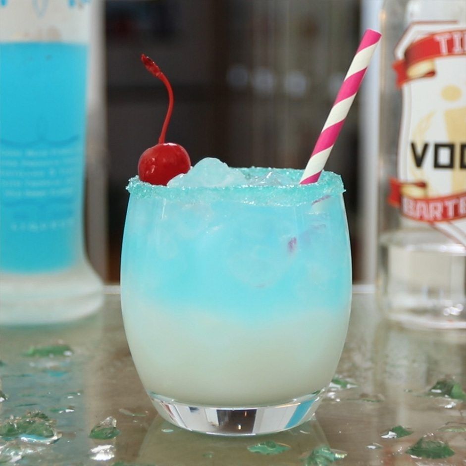 Queen Elsa From Frozen Cocktail Recipe