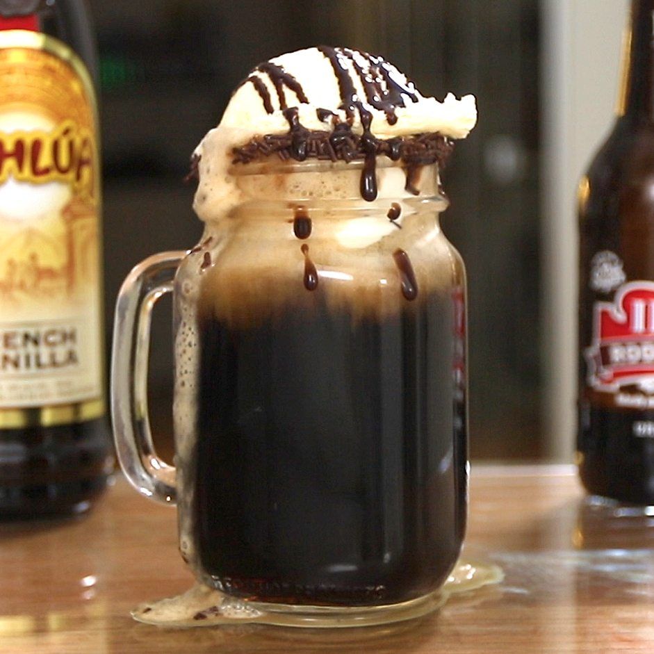 Kahlúa Vanilla Root Beer Float Cocktail Recipe
