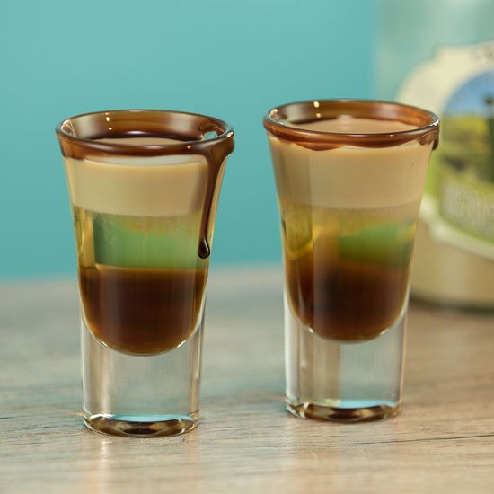 9 Sinfully Sweet Kahlua Cocktails for National Kahlua Day!